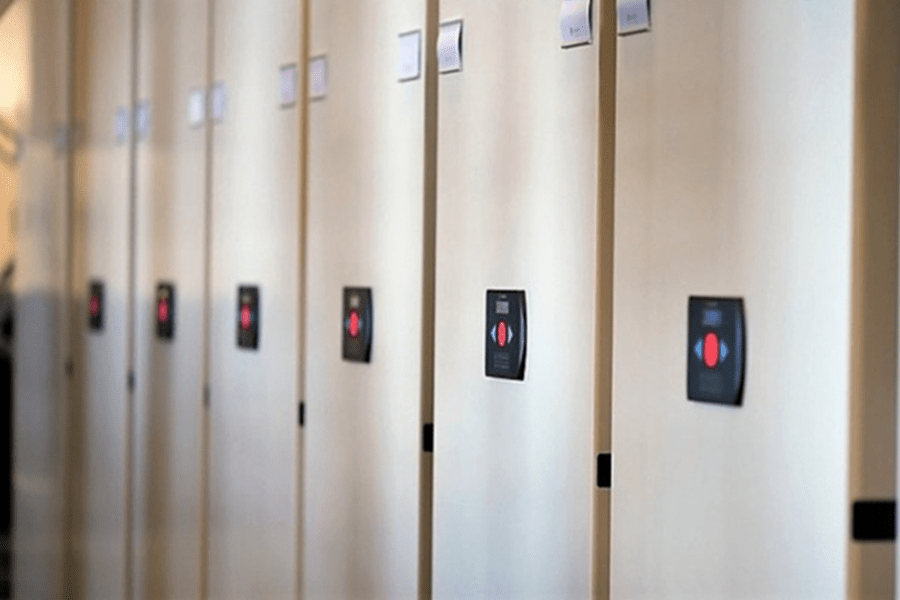 Système d'étagères de rangement mobiles électriques SafeAisle®